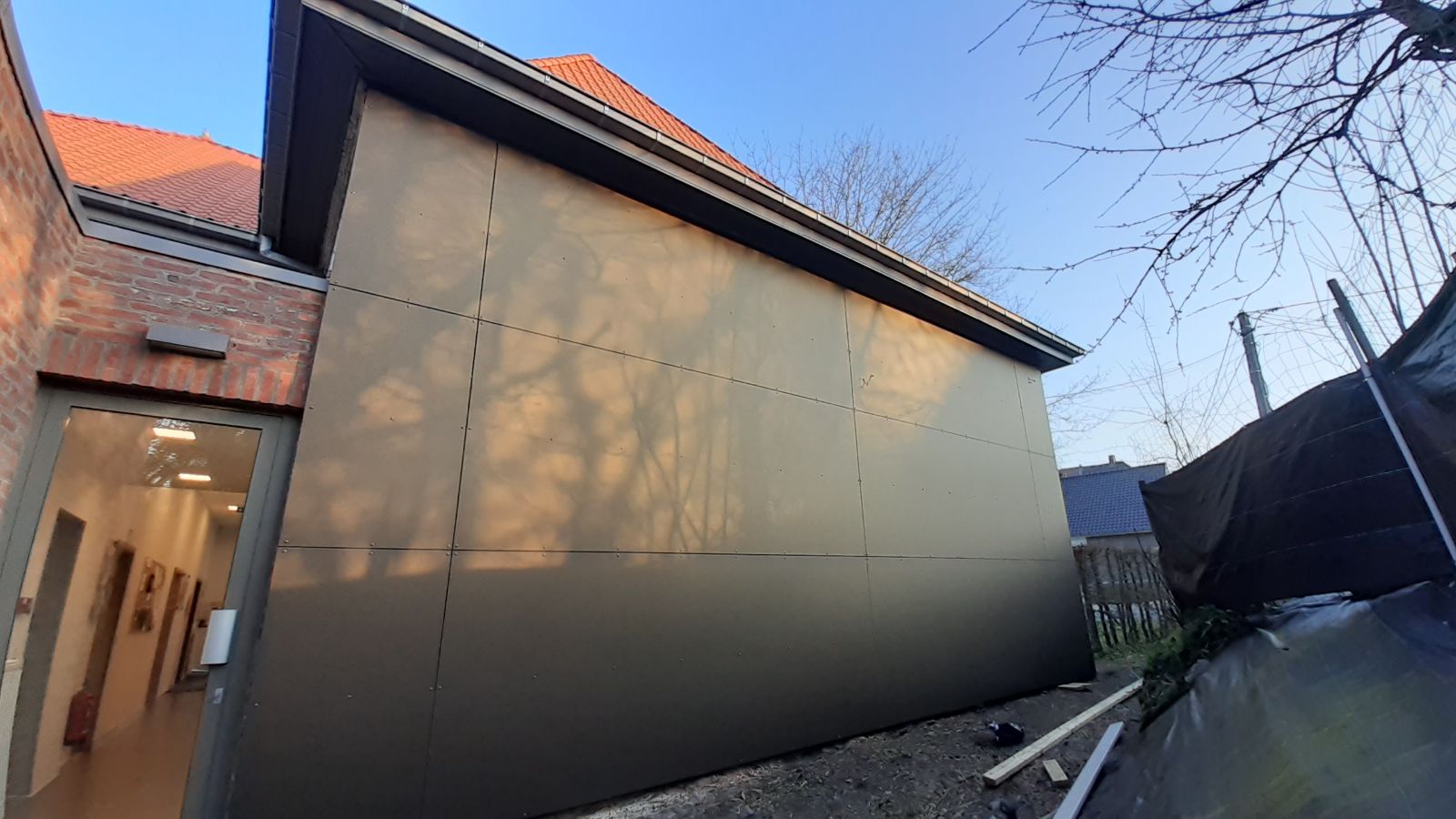 Realisatie Alucobond Chercq - Bouwmaterialen Modde - Heule, Oostkamp, Merelbeke, Aalst, Doornik ...